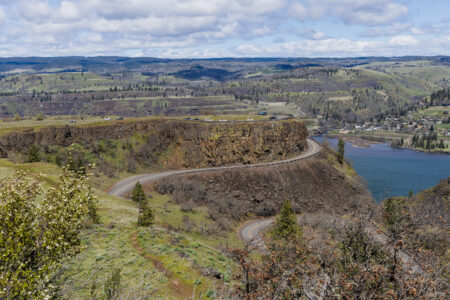 Columbia Gorge Adventure Session at Wahclella Falls - overlandelopements.co